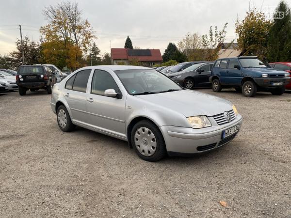 Volkswagen Bora 2001 Šilutė, ar dzinēja tilpumu 1.60 L un nobraukumu 245 tūkst. km par 950 €, foto 1 vietnē AUTOMOTO.COM.LV