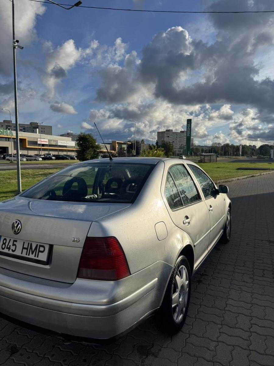 Volkswagen Bora 2002 Tallina, ar dzinēja tilpumu 1.60 L un nobraukumu 207 tūkst. km par 1500 €, foto 15 vietnē AUTOMOTO.COM.LV