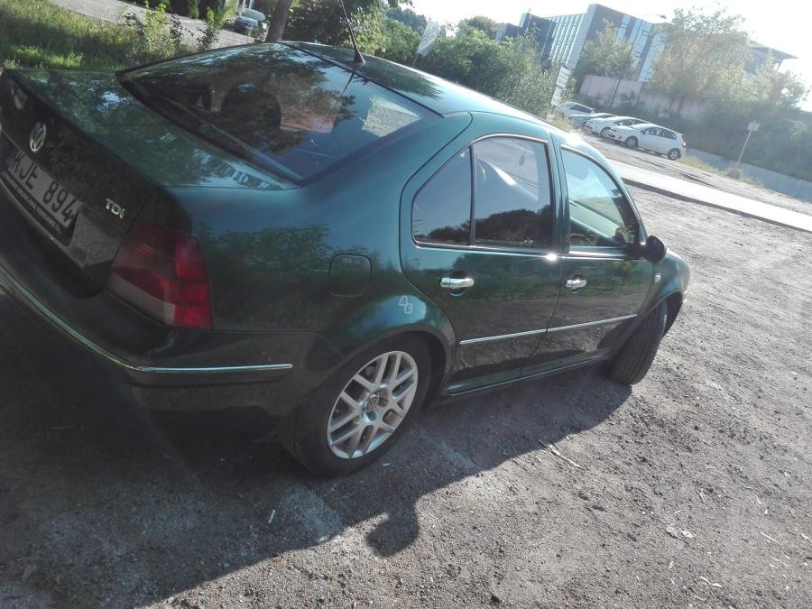 Volkswagen Bora 2002 in Vilnius, with an engine capacity of 1.90 L and mileage of 277 thousand km for 450 €, photo 6 on AUTOMOTO.COM.LV