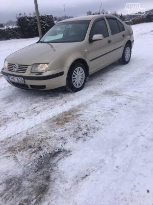 Volkswagen Bora 2003 Alīta, ar dzinēja tilpumu 1.60 L un nobraukumu 272 tūkst. km par 1250 €, foto 2 vietnē AUTOMOTO.COM.LV