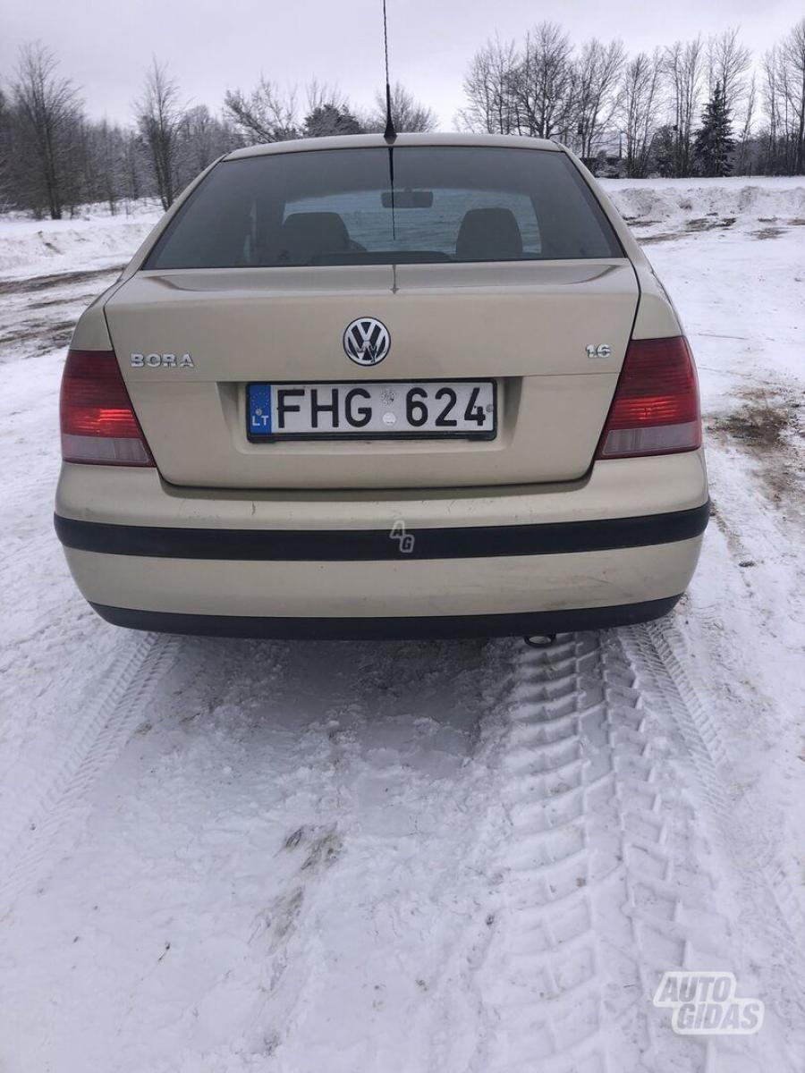 Volkswagen Bora 2003 Alīta, ar dzinēja tilpumu 1.60 L un nobraukumu 272 tūkst. km par 1250 €, foto 5 vietnē AUTOMOTO.COM.LV