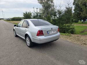 Volkswagen Bora 2004 in Telschi, with an engine capacity of 1.90 L and mileage of 412 thousand km for 1680 €, photo 4 on AUTOMOTO.COM.LV