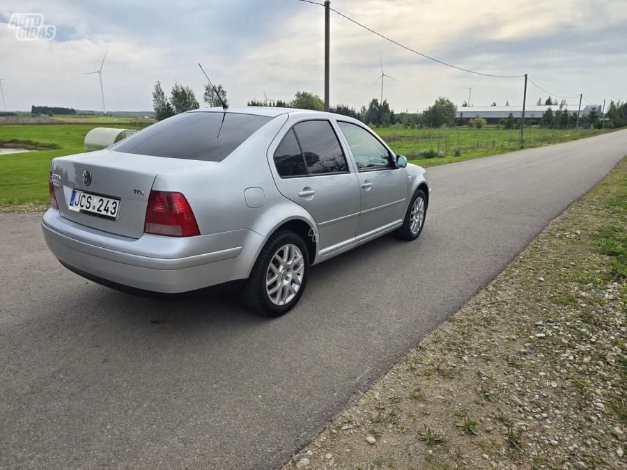 Volkswagen Bora 2004 in Telschi, with an engine capacity of 1.90 L and mileage of 412 thousand km for 1680 €, photo 5 on AUTOMOTO.COM.LV