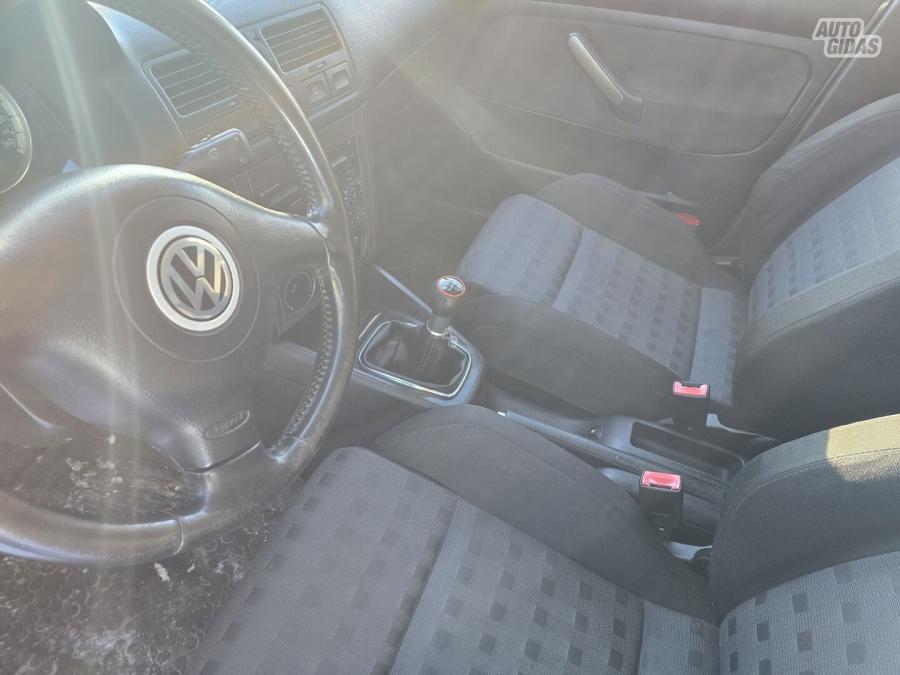 Volkswagen Bora 2004 Telšiai, ar dzinēja tilpumu 1.90 L un nobraukumu 41 tūkst. km par 1600 €, foto 11 vietnē AUTOMOTO.COM.LV