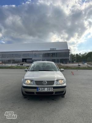 Volkswagen Bora 2004 Šauļi, ar dzinēja tilpumu 1.90 L un nobraukumu 399 tūkst. km par 900 €, foto 4 vietnē AUTOMOTO.COM.LV