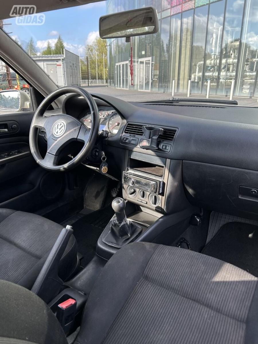 Volkswagen Bora 2004 Šauļi, ar dzinēja tilpumu 1.90 L un nobraukumu 399 tūkst. km par 900 €, foto 7 vietnē AUTOMOTO.COM.LV