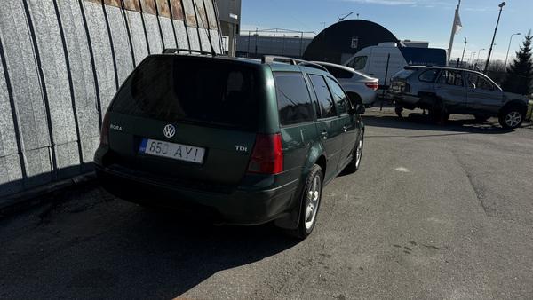 Volkswagen Bora 1999 in Tallinn, with an engine capacity of 1.90 L and mileage of 448 thousand km for 900 €, photo 2 on AUTOMOTO.COM.LV