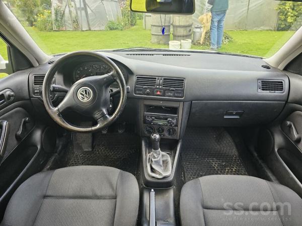 Balts Volkswagen Bora 2000 Jēkabpils, ar dzinēja tilpumu 1.60 L un nobraukumu 287 tūkst. km par 1200 €, foto 6 vietnē AUTOMOTO.COM.LV