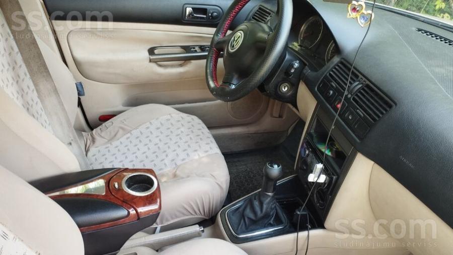 Dzeltens Volkswagen Bora 2001 Liepāja, ar dzinēja tilpumu 1.60 L un nobraukumu 267 tūkst. km par 1100 €, foto 5 vietnē AUTOMOTO.COM.LV