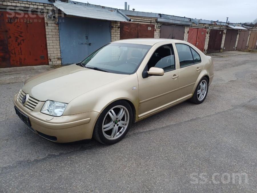 Желтый Фольксваген Бора 2003 в Рига, объемом двигателя 1.80 л и пробегом 252 тыс. км за 1200 €, фото 1 на AUTOMOTO.COM.LV