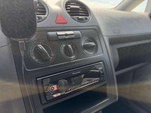 Melns Volkswagen Caddy 2006 Viļņa, ar dzinēja tilpumu 1.90 L un nobraukumu 287 tūkst. km par 3600 €, foto 16 vietnē AUTOMOTO.COM.LV