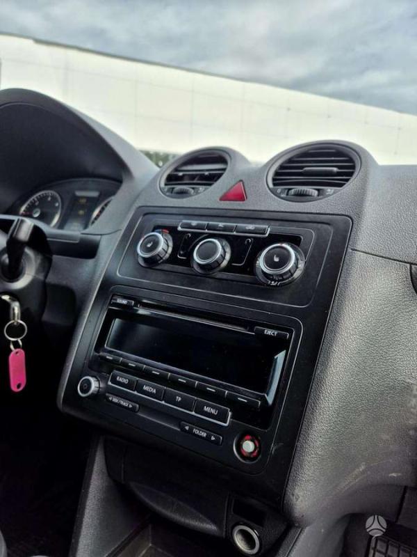 Black Volkswagen Caddy 2011 in Siauliai, with an engine capacity of 1.60 L and mileage of 264 thousand km for 2700 €, photo 8 on AUTOMOTO.COM.LV