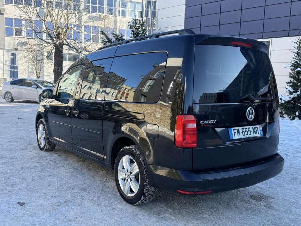 Melns Volkswagen Caddy 2019 Viļņa, ar dzinēja tilpumu 2.00 L un nobraukumu 290 tūkst. km par 10500 €, foto 7 vietnē AUTOMOTO.COM.LV