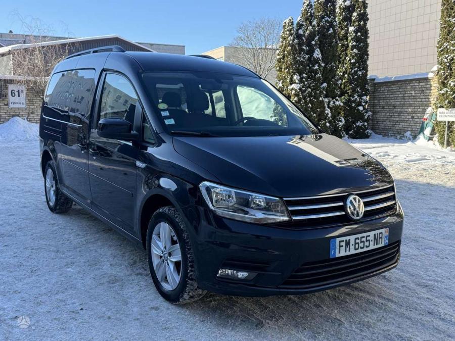Black Volkswagen Caddy 2019 in Vilnius, with an engine capacity of 2.00 L and mileage of 290 thousand km for 10500 €, photo 2 on AUTOMOTO.COM.LV