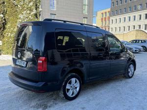 Black Volkswagen Caddy 2019 in Vilnius, with an engine capacity of 2.00 L and mileage of 290 thousand km for 10500 €, photo 4 on AUTOMOTO.COM.LV