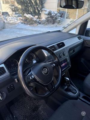 Black Volkswagen Caddy 2019 in Vilnius, with an engine capacity of 2.00 L and mileage of 290 thousand km for 10500 €, photo 15 on AUTOMOTO.COM.LV