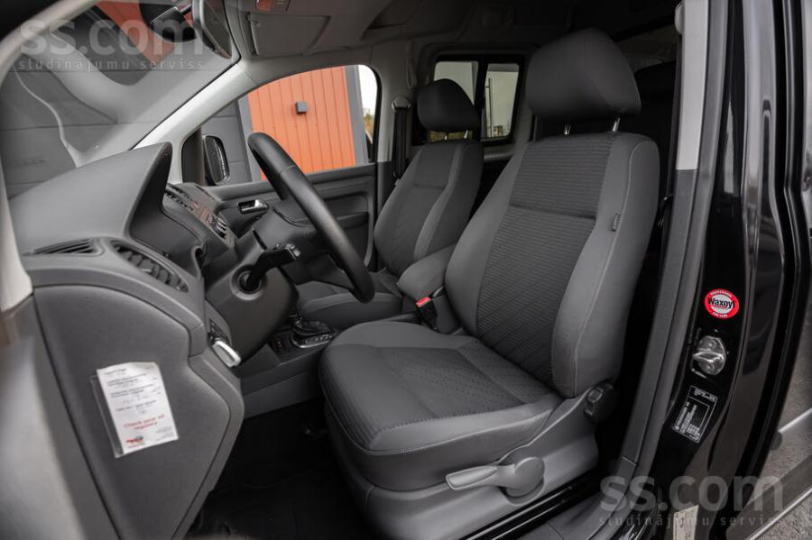 Black Volkswagen Caddy 2013 in Jelgava, with an engine capacity of 1.60 L and mileage of 0 thousand km for 9200 €, photo 14 on AUTOMOTO.COM.LV