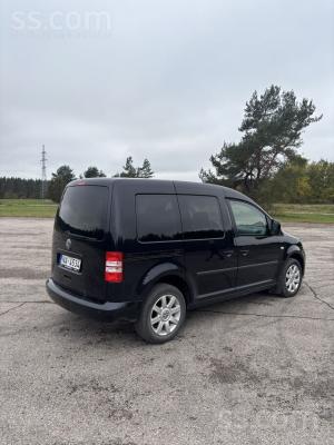 Melns Volkswagen Caddy 2013 Tukums, ar dzinēja tilpumu 1.60 L un nobraukumu 246 tūkst. km par 4900 €, foto 4 vietnē AUTOMOTO.COM.LV
