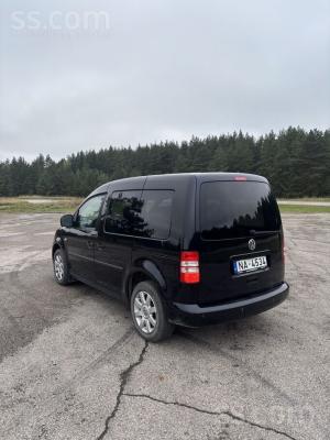 Melns Volkswagen Caddy 2013 Tukums, ar dzinēja tilpumu 1.60 L un nobraukumu 246 tūkst. km par 4900 €, foto 5 vietnē AUTOMOTO.COM.LV