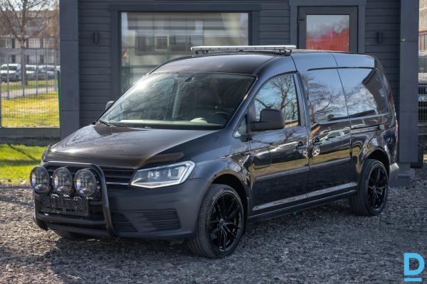 Melns Volkswagen Caddy 2017 Liepāja, ar dzinēja tilpumu 2.00 L un nobraukumu 341 tūkst. km par 10500 €, foto 2 vietnē AUTOMOTO.COM.LV
