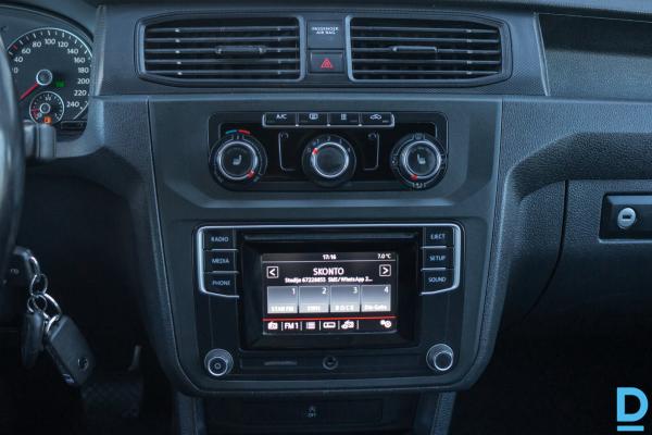 Melns Volkswagen Caddy 2017 Liepāja, ar dzinēja tilpumu 2.00 L un nobraukumu 341 tūkst. km par 10500 €, foto 8 vietnē AUTOMOTO.COM.LV
