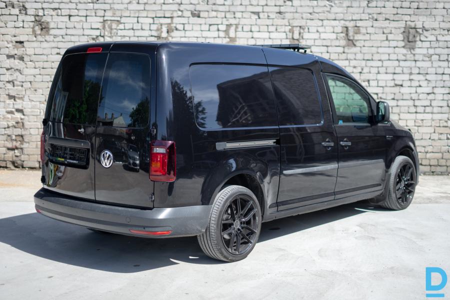 Melns Volkswagen Caddy 2017 Liepāja, ar dzinēja tilpumu 2.00 L un nobraukumu 341 tūkst. km par 9800 €, foto 5 vietnē AUTOMOTO.COM.LV