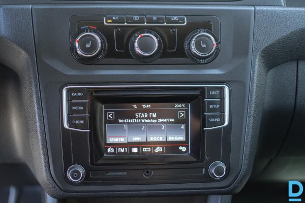 Melns Volkswagen Caddy 2017 Liepāja, ar dzinēja tilpumu 2.00 L un nobraukumu 341 tūkst. km par 9800 €, foto 9 vietnē AUTOMOTO.COM.LV