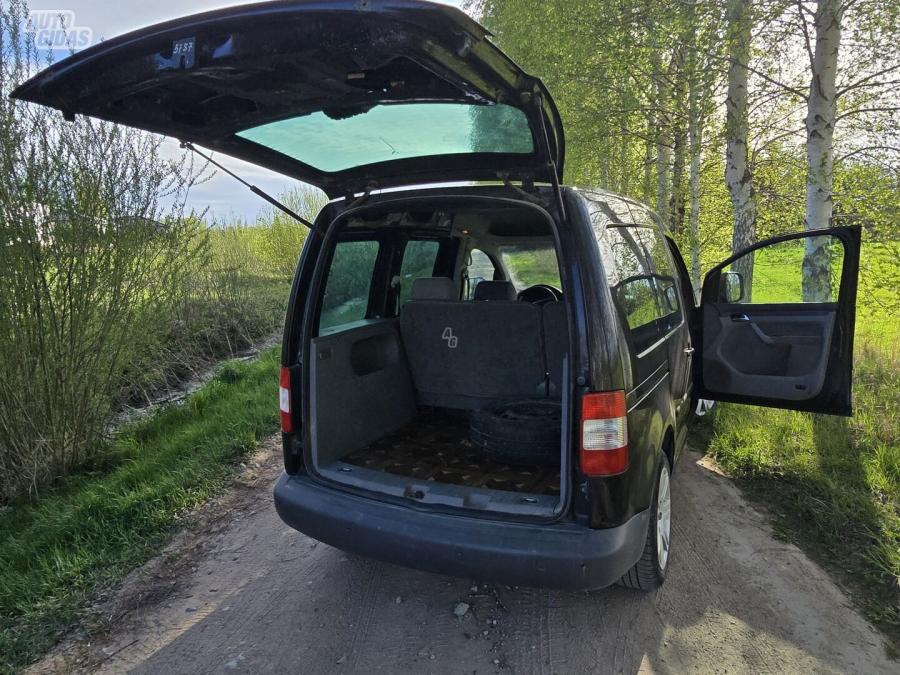Black Volkswagen Caddy 2004 in Siauliai, with an engine capacity of 1.90 L and mileage of 498 thousand km for 2500 €, photo 4 on AUTOMOTO.COM.LV