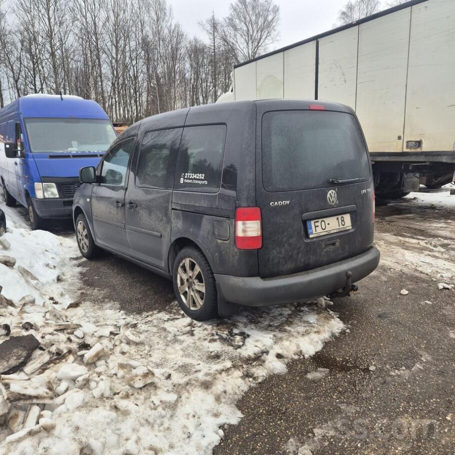Melns Volkswagen Caddy 2004 Cēsis, ar dzinēja tilpumu 1.90 L un nobraukumu 349 tūkst. km par 2500 €, foto 3 vietnē AUTOMOTO.COM.LV
