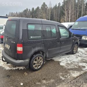 Melns Volkswagen Caddy 2004 Cēsis, ar dzinēja tilpumu 1.90 L un nobraukumu 349 tūkst. km par 2500 €, foto 4 vietnē AUTOMOTO.COM.LV