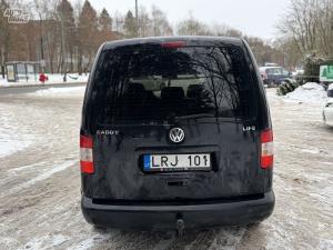 Melns Volkswagen Caddy 2005 Kauņa, ar dzinēja tilpumu 1.90 L un nobraukumu 370 tūkst. km par 1450 €, foto 6 vietnē AUTOMOTO.COM.LV