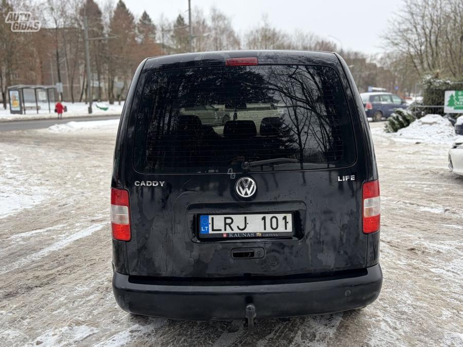 Melns Volkswagen Caddy 2005 Kauņa, ar dzinēja tilpumu 1.90 L un nobraukumu 370 tūkst. km par 1450 €, foto 6 vietnē AUTOMOTO.COM.LV