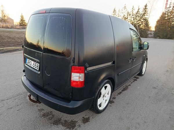 Melns Volkswagen Caddy 2006 Joniškis, ar dzinēja tilpumu 1.90 L un nobraukumu 415 tūkst. km par 1350 €, foto 7 vietnē AUTOMOTO.COM.LV
