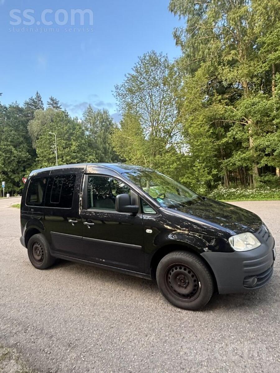 Black Volkswagen Caddy 2006 in Riga, with an engine capacity of 1.90 L and mileage of 251 thousand km for 4100 €, photo 7 on AUTOMOTO.COM.LV