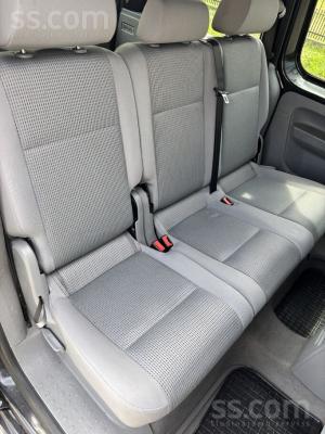 Black Volkswagen Caddy 2006 in Riga, with an engine capacity of 1.90 L and mileage of 251 thousand km for 4100 €, photo 11 on AUTOMOTO.COM.LV