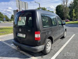 Melns Volkswagen Caddy 2006 Rīga, ar dzinēja tilpumu 1.90 L un nobraukumu 440 tūkst. km par 1750 €, foto 4 vietnē AUTOMOTO.COM.LV