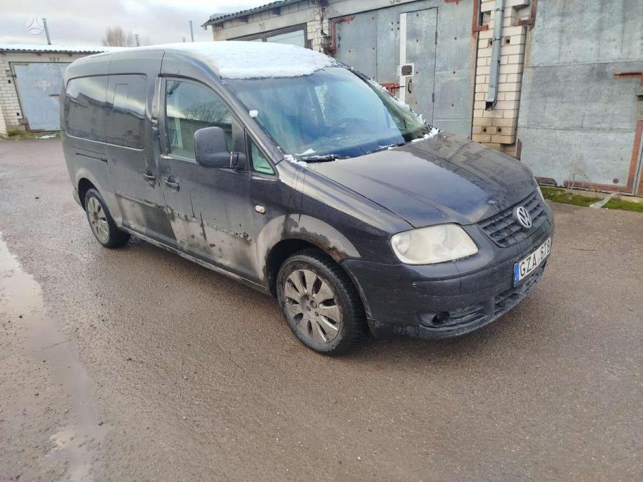Melns Volkswagen Caddy 2008 Panevēža, ar dzinēja tilpumu 1.90 L un nobraukumu 570 tūkst. km par 1100 €, foto 2 vietnē AUTOMOTO.COM.LV