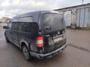 Melns Volkswagen Caddy 2008 Panevēža, ar dzinēja tilpumu 1.90 L un nobraukumu 570 tūkst. km par 1100 €, foto 4 vietnē AUTOMOTO.COM.LV