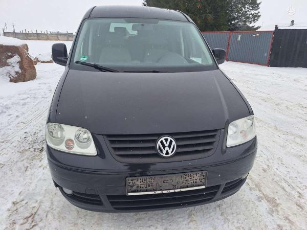Black Volkswagen Caddy 2008 in Marijampole, with an engine capacity of 2.00 L and mileage of 274 thousand km for 5550 €, photo 3 on AUTOMOTO.COM.LV