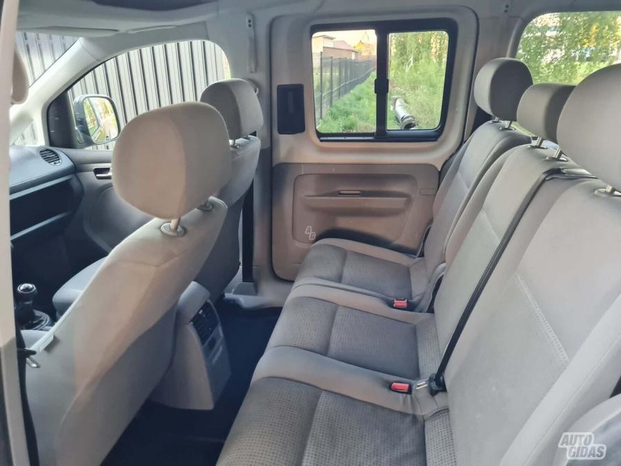 Melns Volkswagen Caddy 2008 Viļņa, ar dzinēja tilpumu 2.00 L un nobraukumu 272 tūkst. km par 5450 €, foto 15 vietnē AUTOMOTO.COM.LV