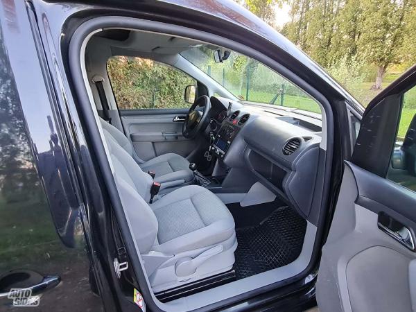 Black Volkswagen Caddy 2008 in Vilnius, with an engine capacity of 2.00 L and mileage of 272 thousand km for 5450 €, photo 8 on AUTOMOTO.COM.LV