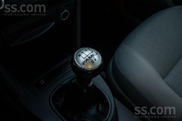 Black Volkswagen Caddy 2008 in Jelgava, with an engine capacity of 1.90 L and mileage of 335 thousand km for 3900 €, photo 16 on AUTOMOTO.COM.LV