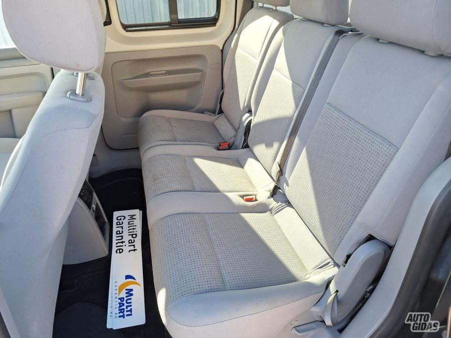 Melns Volkswagen Caddy 2008 Marijampole, ar dzinēja tilpumu 2.00 L un nobraukumu 274 tūkst. km par 5250 €, foto 12 vietnē AUTOMOTO.COM.LV