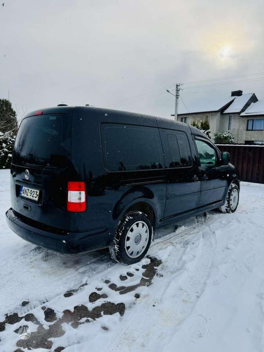 Black Volkswagen Caddy 2009 in Kaunas, with an engine capacity of 1.90 L and mileage of 300 thousand km for 5450 €, photo 4 on AUTOMOTO.COM.LV