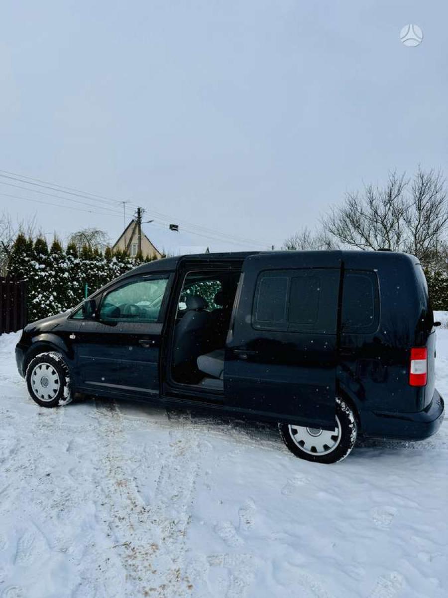 Black Volkswagen Caddy 2009 in Kaunas, with an engine capacity of 1.90 L and mileage of 300 thousand km for 5450 €, photo 5 on AUTOMOTO.COM.LV