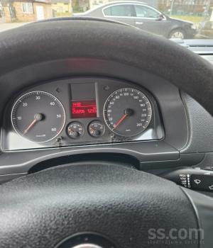 Black Volkswagen Caddy 2009 in Riga, with an engine capacity of 1.90 L and mileage of 260 thousand km for 5000 €, photo 5 on AUTOMOTO.COM.LV