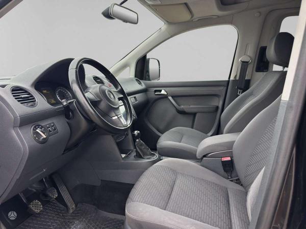 Melns Volkswagen Caddy 2010 Kauņa, ar dzinēja tilpumu 1.60 L un nobraukumu 247 tūkst. km par 6590 €, foto 9 vietnē AUTOMOTO.COM.LV