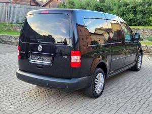 Black Volkswagen Caddy 2011 in Vilnius, with an engine capacity of 1.60 L and mileage of 283 thousand km for 6999 €, photo 9 on AUTOMOTO.COM.LV