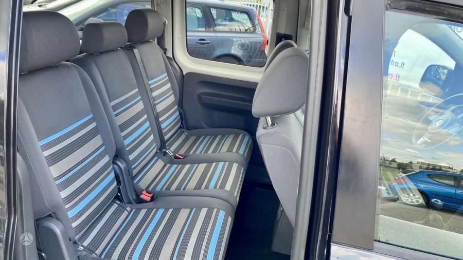Black Volkswagen Caddy 2011 in Marijampole, with an engine capacity of 1.97 L and mileage of 325 thousand km for 6900 €, photo 14 on AUTOMOTO.COM.LV