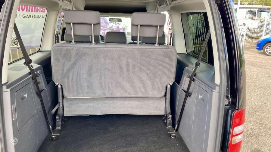 Black Volkswagen Caddy 2011 in Marijampole, with an engine capacity of 1.97 L and mileage of 325 thousand km for 6900 €, photo 15 on AUTOMOTO.COM.LV